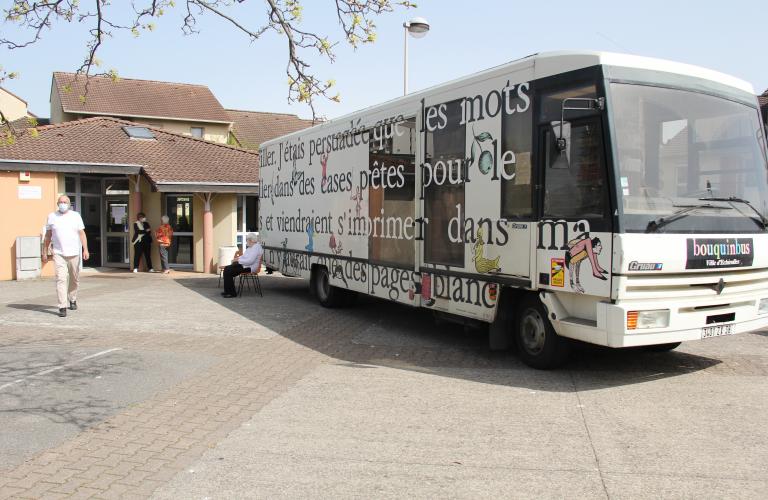 Bouquinbus : Suspension des arrêts en raison du pic de canicule | Echirolles